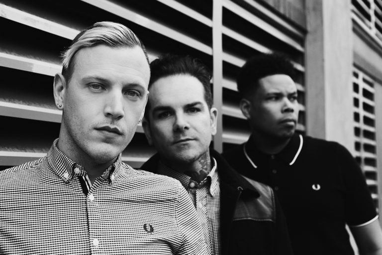 SHARP/SHOCK | Mighty Sounds